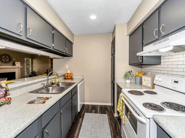Tuscany Apartments 1 Bedroom Apartment for Rent at 1401 Morrison Dr, Fort Worth, TX 76112