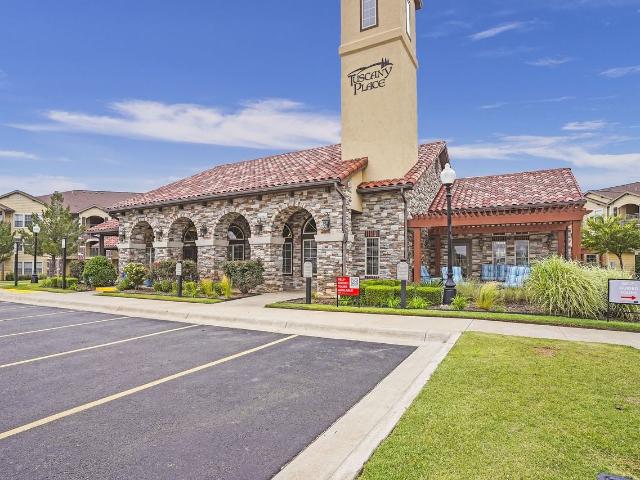 Tuscany Place 1 Bedroom Apartment for Rent at 6312 73rd St, Lubbock, TX 79424