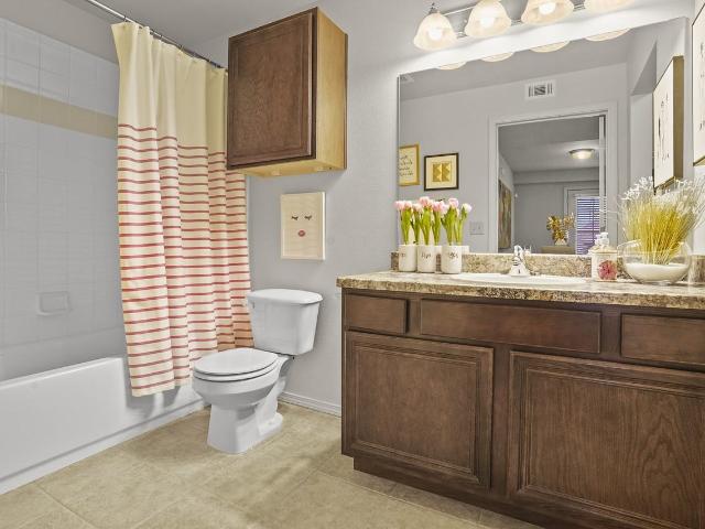 Tuscany Place 2 Bedroom Apartment for Rent at 6312 73rd St, Lubbock, TX 79424