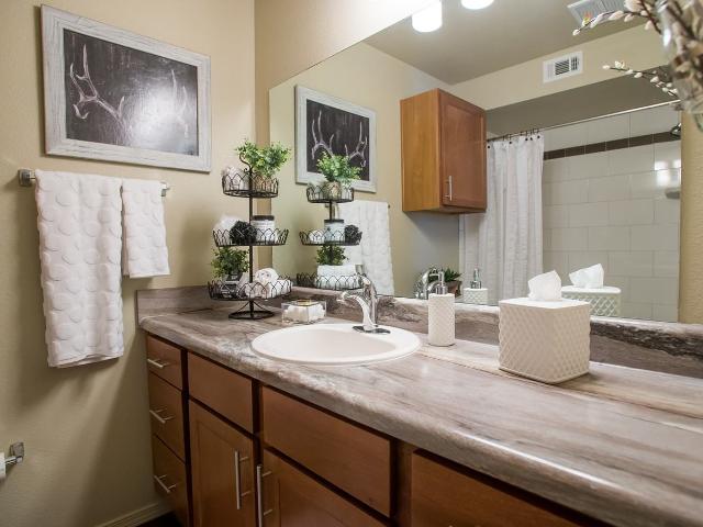 Tuscany Ranch Apartments 2 Bedroom Apartment for Rent at 2100 S New Rd, Waco, TX 76711 Kendrick