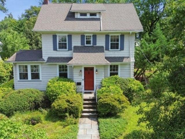 Tuscan Rd, Maplewood, Home For Sale