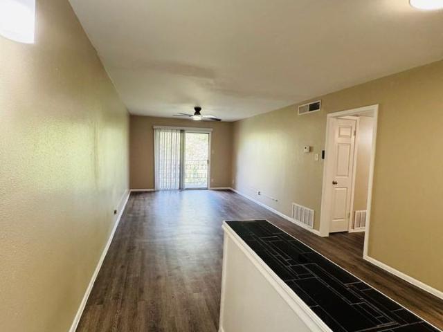Tuscan Villas Apartments 1 Bedroom Apartment for Rent at 1803 W Gramercy Pl, San Antonio, TX 78201 Jefferson