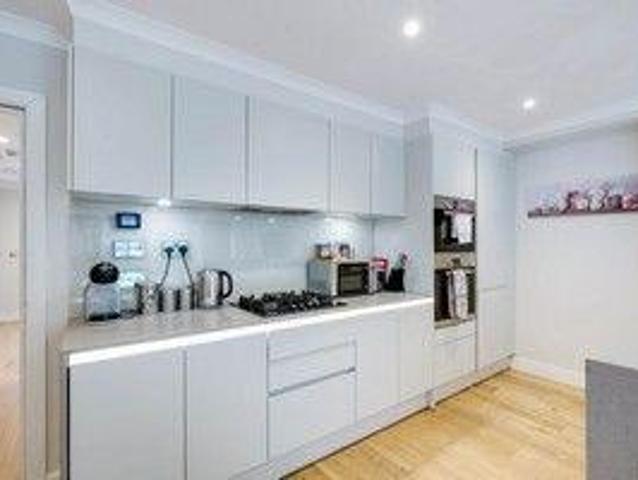 TW8 Concord Hse 03 1 bed apartment to rent £3,000 pcm £692 pw