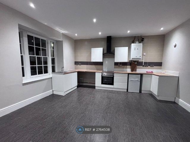 Ty Gloch, Brecon LD3, 1 bed flat to rent, £625 pcm | PrimeLocation
