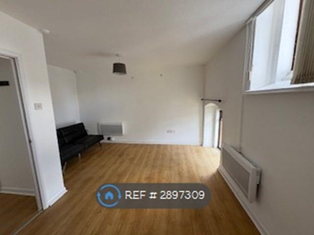Ty Naba, Clydach, Swansea SA6, 1 bed flat to rent, £625 pcm | PrimeLocation
