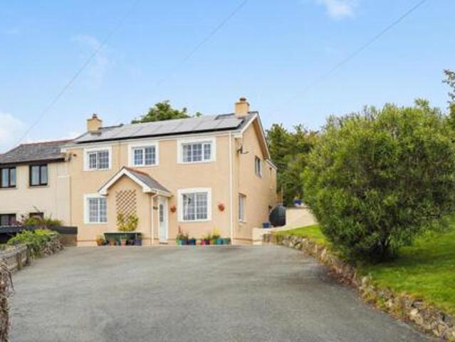 Ty Siriol, Dinas Cross, 4 Bedroom Cottage