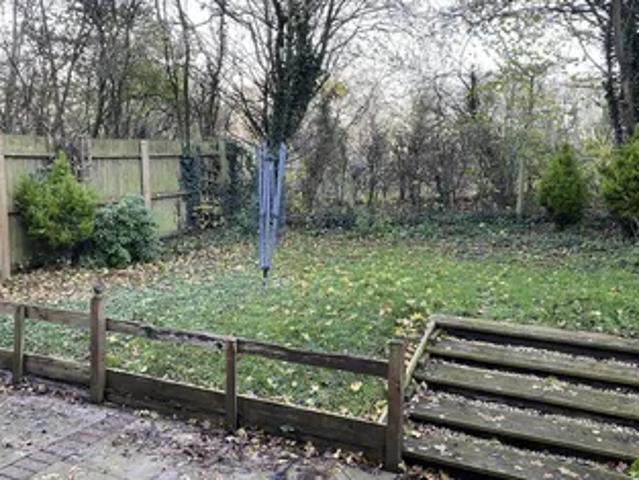 Tymecrosse Gardens, Market Harborough £1,325 pcm ⓘ The monthly or weekly payment required by the landlord. Read our glossary page *Tenant Info | 3 bedrooms Material Information