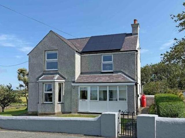 Tyn Lon, Holyhead, 4 Bedroom Detached