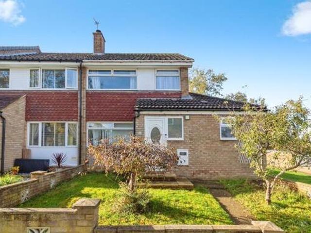 Tyne Square, Bletchley, 4 Bedroom End