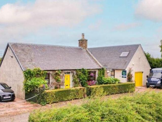 Tynemount Farm Cottage, Ormiston, 4 Bedroom Cottage