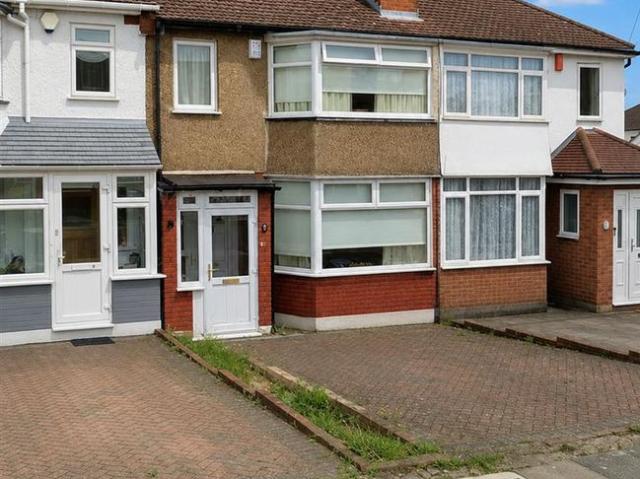 Tynemouth Drive, Enfield EN1, 3 bed terraced house to rent, £2,650 pcm | PrimeLocation