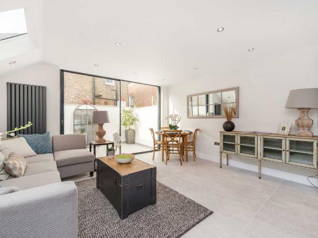 Tynemouth Street, Fulham, London SW6, 2 bed flat to rent, £3,250 pcm | PrimeLocation