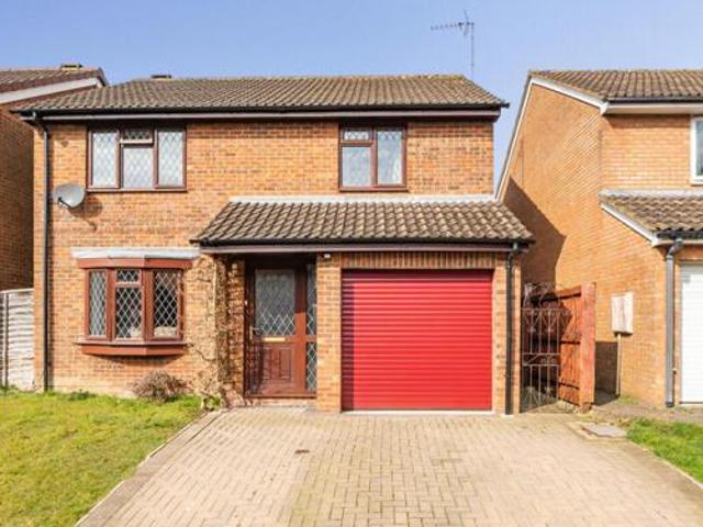 Tyburn Close, Grange Park, 4 Bedroom Detached