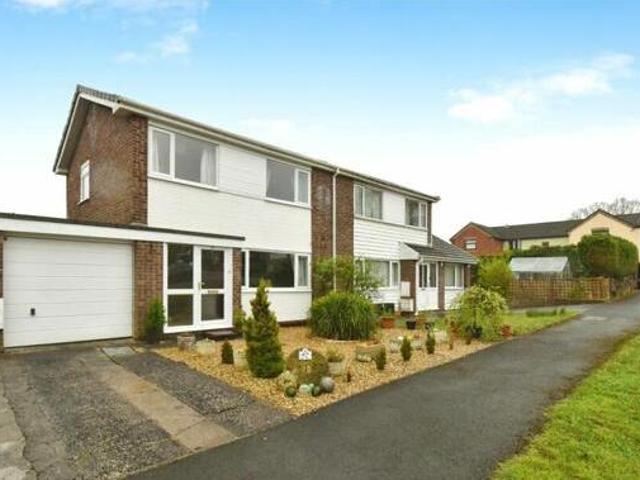 Tycroes, Fforest Fach, Ammanford, 3 Bedroom Semi detached