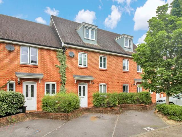 Tylehurst Drive, Redhill RH1, 3 bed terraced house to rent, £1,995 pcm | PrimeLocation