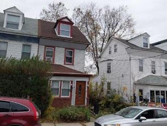 Tyler Ave