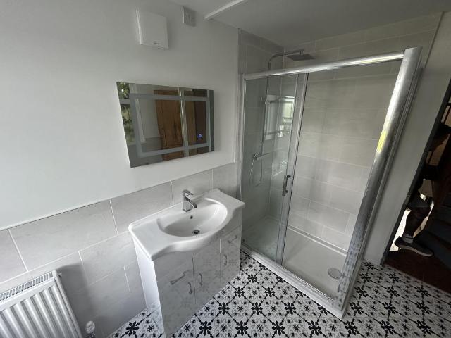 Tyler Street 2 bed terraced house to rent £2,750 pcm £635 pw