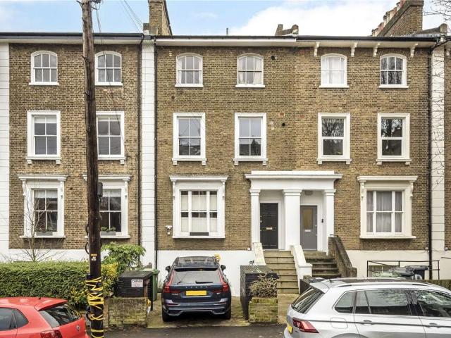 Tyrwhitt Road, Brockley 1 bed flat to rent £1,700 pcm £392 pw