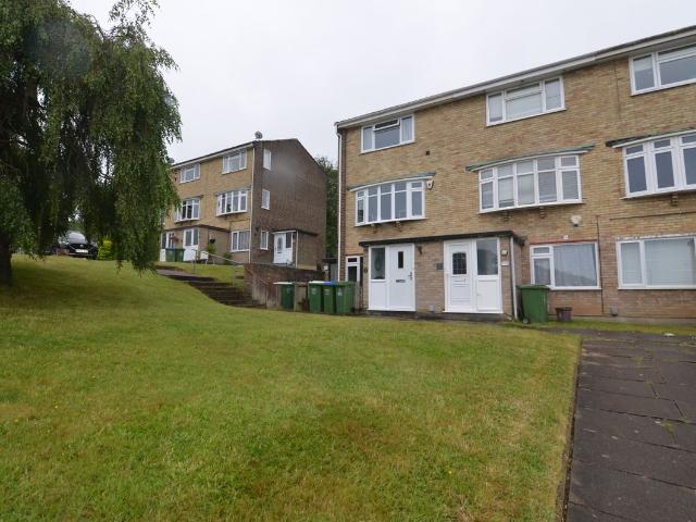 Tyron Way, Sidcup DA14, 2 bed maisonette to rent, £1,550 pcm | PrimeLocation
