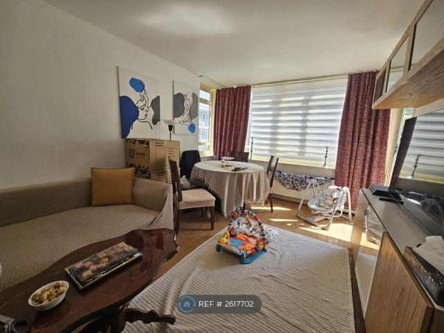 Tyrrell House, London SW1V, 1 bed flat to rent, £2,150 pcm | PrimeLocation