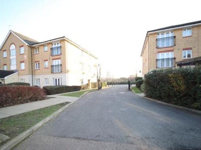 Tysoe Avenue, Enfield, 2 Bedroom Flat