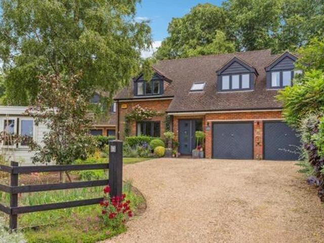 Tythe Gardens, Stewkley, 5 Bedroom Detached