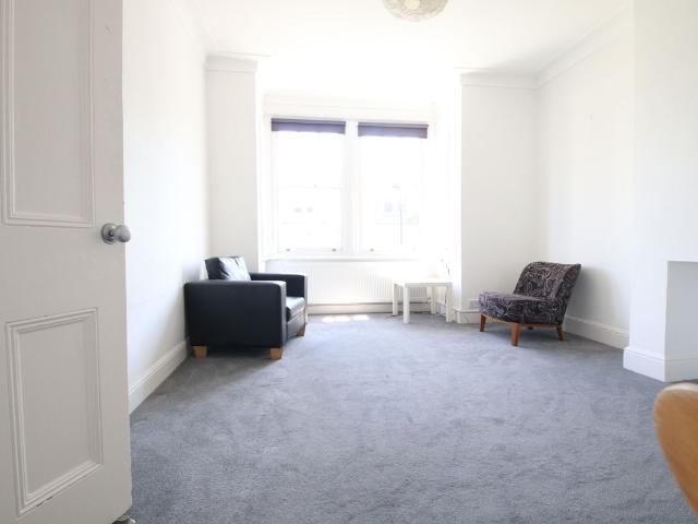 Tytherton Road, London N19, 3 bed maisonette to rent, £3,358 pcm | PrimeLocation