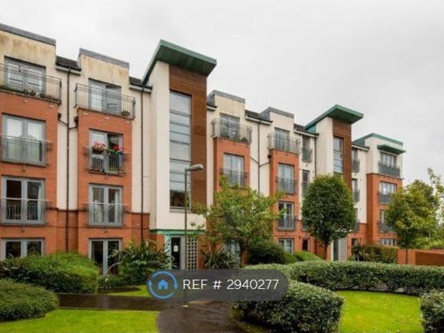 Tytler Court, Edinburgh EH8, 2 bed flat to rent, £1,500 pcm | PrimeLocation
