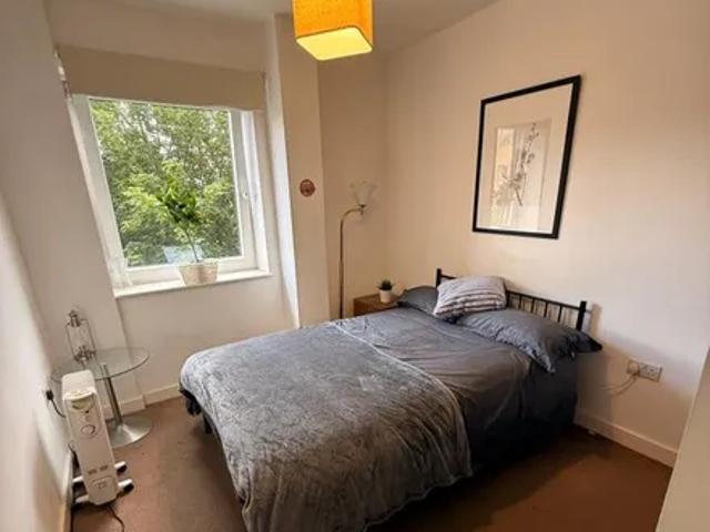 U Donut!, 1 Forge Square, London, E14 3GU, United Kingdom | 3 bed house for rent #167776647 | Rentberry