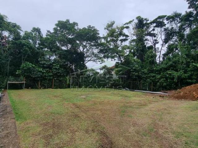 Ubatuba, Alto da Praia Vermelha, Lindo lote, vigilância 24 hrs. e área de recreio