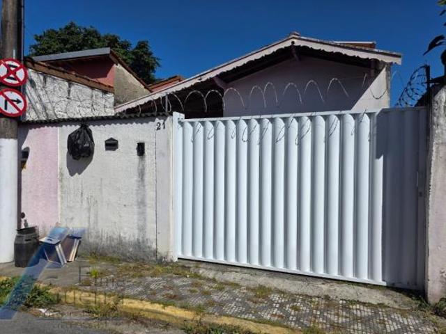 Ubatuba, Centro Casa com 02 dormitórios, e 2 vagas de garagem