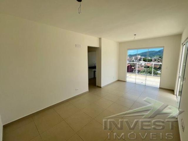 Ubatuba Centro. Cobertura de 150m2 com Solarium e vista livre a venda