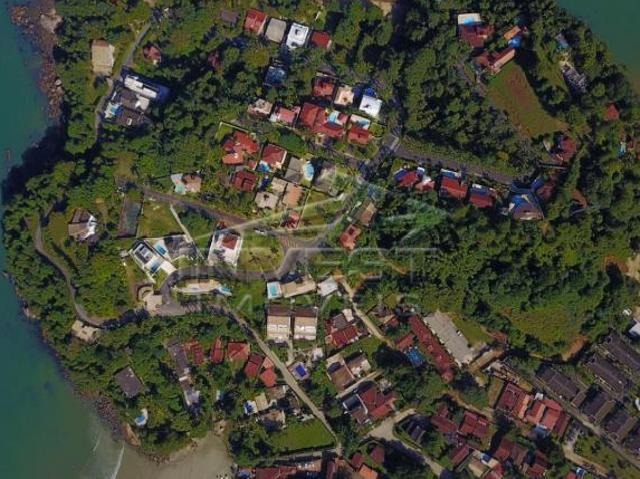 Ubatuba, Condomínio da Santa Rita Lote de esquina com vista para mar