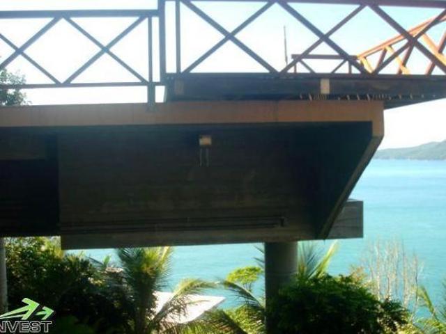 Ubatuba, Condomínio Ponta das Toninhas, Belíssima casa com cinematográfica vista para o mar e Ilha A