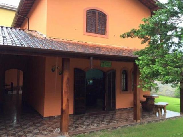 Ubatuba, Enseada Linda casa a 800 metros da praia!