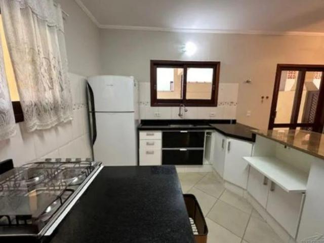 Ubatuba, Horto Belíssima Casa de Condomínio com 263m², 4 Dormitórios sendo 3 suítes!