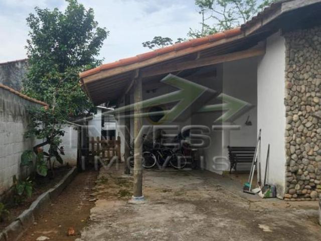 Ubatuba, Jardim Carolina Ampla casa estilo rustico, em local tranquilo e próximo ao centro