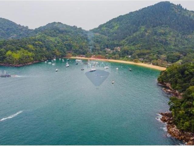 Ubatuba Saco da Ribeira Casa costeira à venda com 4 quartos/suítes