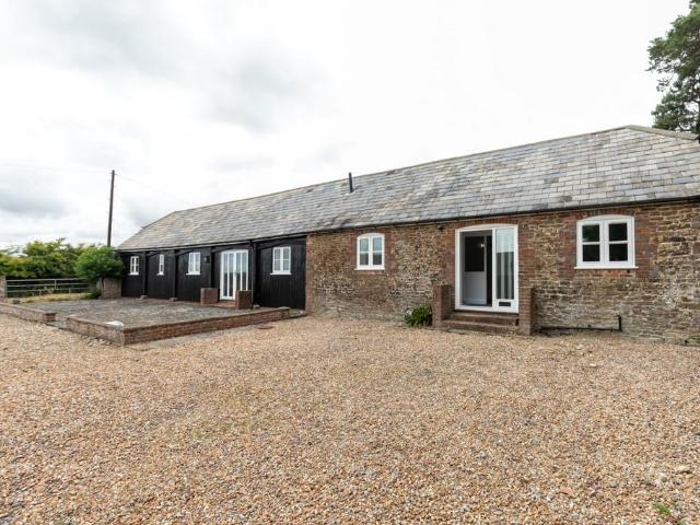 Udimore Road, Udimore, Rye, East. 4 bed detached house to rent £2,400 pcm £554 pw