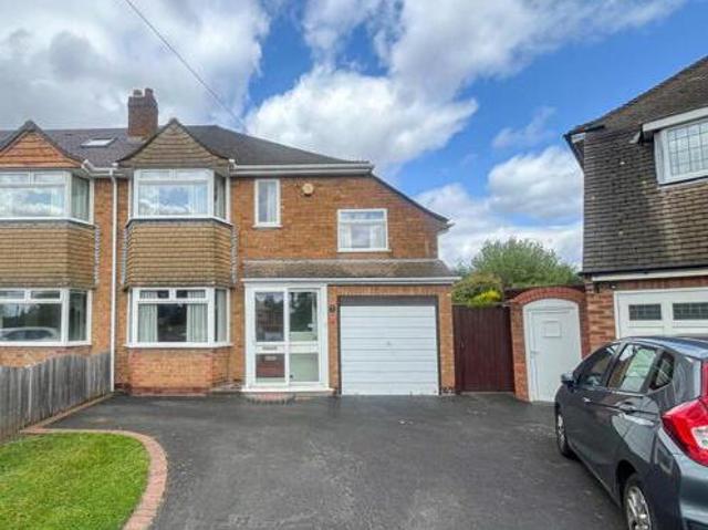 Ufton Crescent, Shirley, 3 Bedroom Semi detached