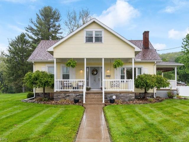 Uhrichsville, OH 44683