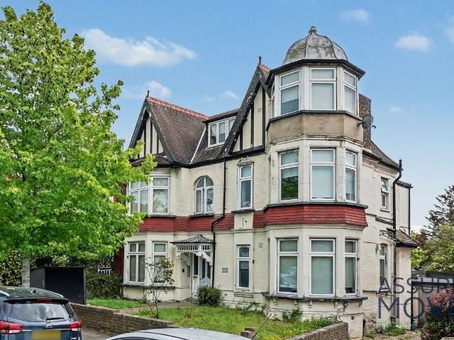 Ulleswater Road, London N14, Studio to rent, £1,300 pcm | PrimeLocation