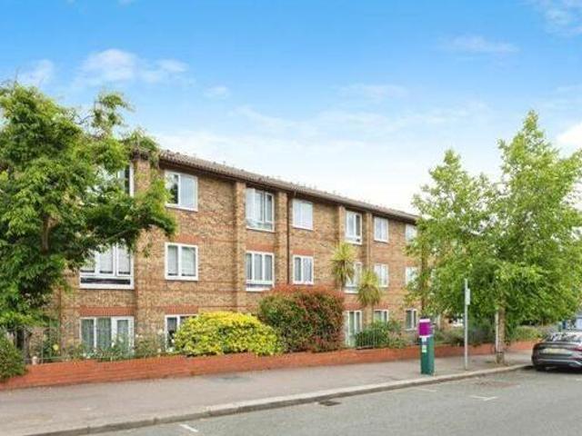 Ullswater Court, South Woodford, 1 Bedroom Flat