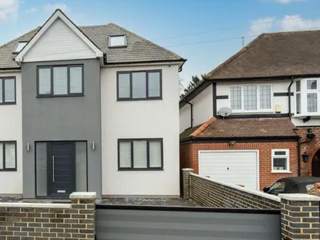 Ullswater Crescent, London, SW15 3RN, United Kingdom | 5 bed house for rent #167773766 | Rentberry