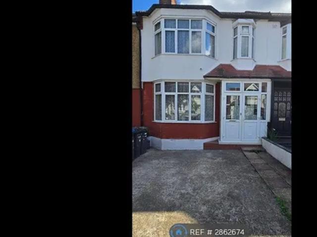 Ulster Gardens, London, N13 6DA, United Kingdom | 3 bed townhouse for rent #167447526 | Rentberry