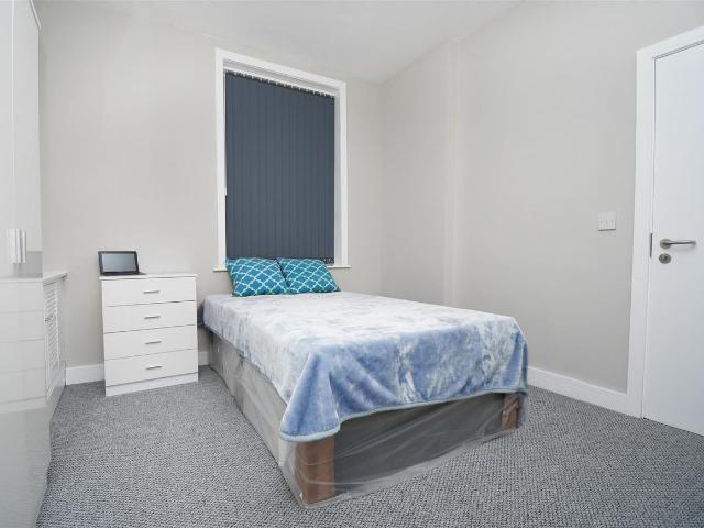 Ulster Street, Burnley BB11, Room to rent, £433 pcm | PrimeLocation