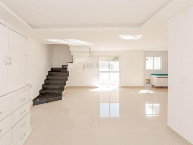 Sobrado Triplex Novo em Condomínio no Campo Compri