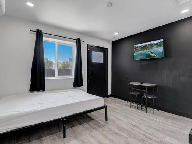 Ultra Luxury Private