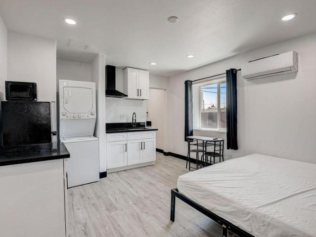 Ultra Luxury Private Not Shared Studios 1 Block
