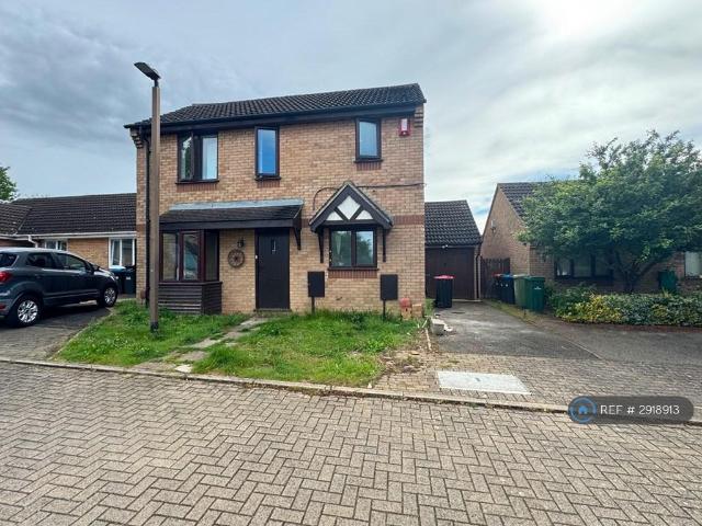 Ulyett Place, Milton Keynes, MK6 4 bed detached house to rent £1,950 pcm £450 pw
